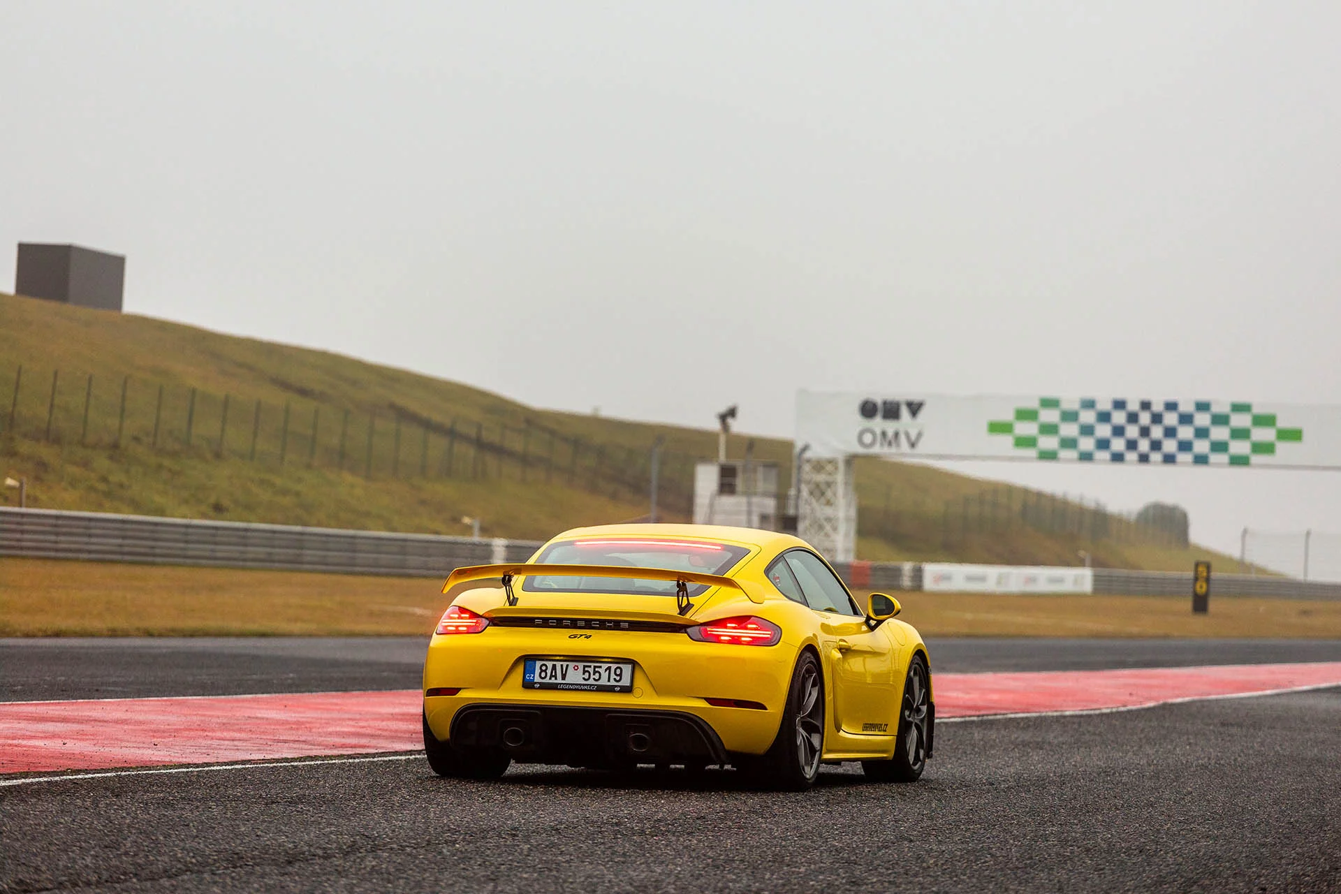 Okruh Sosnová v Porsche | Dárek Zážitek